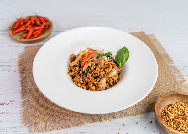 Porc picant cu busuioc la wok - Stir Fried Pork with Basils - KunChai
